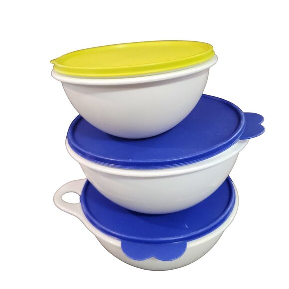 Tupperware | Kitchen | Set Of 3 Tupperware Thats A Bowls 2 Jr Small ...